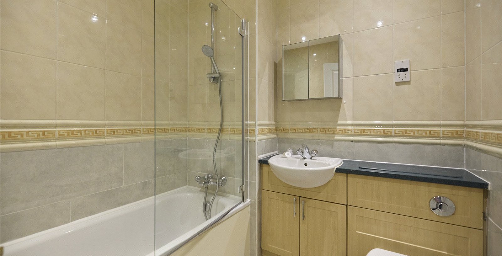 Lapwing Court, London, SE1 | Cluttons